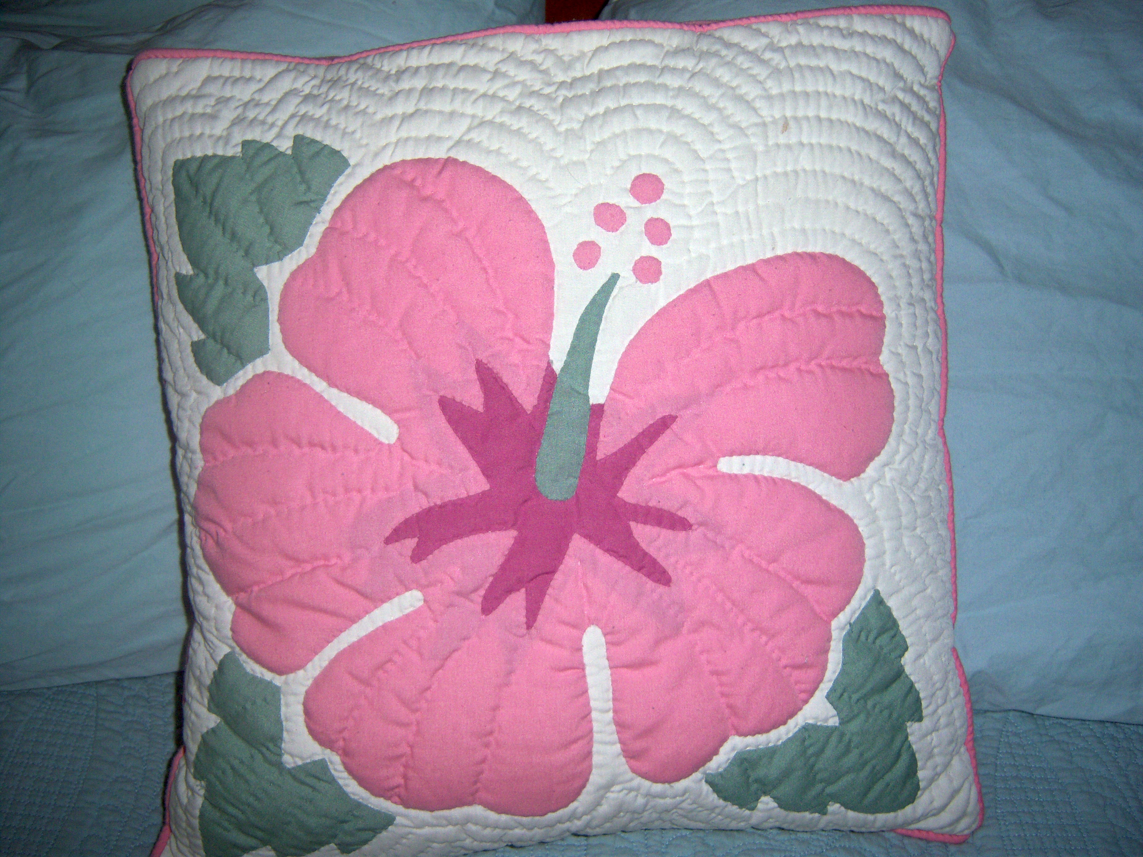 Hawaiian Quilts - Putting It All On The Table